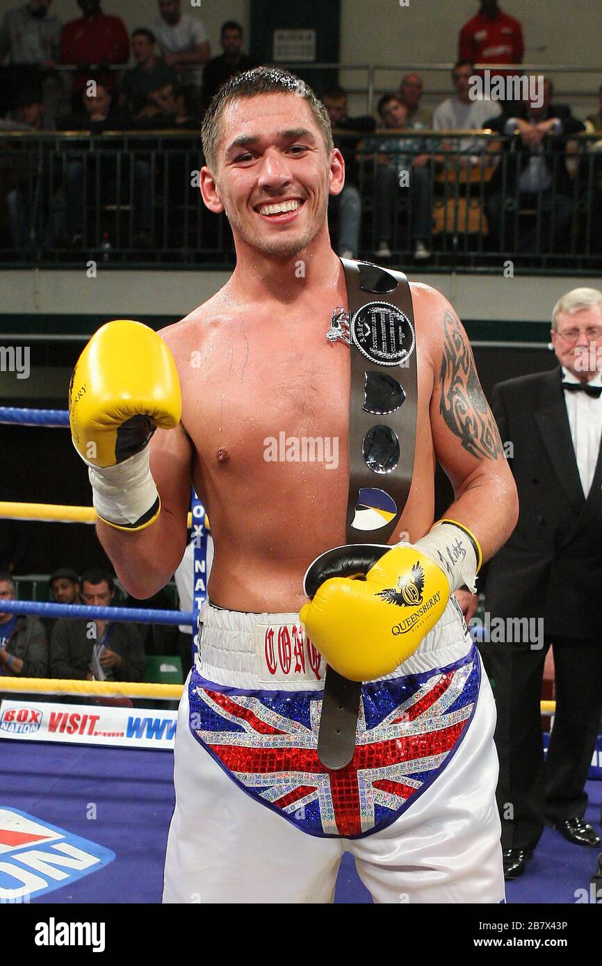 Tony Conquest (white shorts) defeats Toks Owoh in a Cruiserweight ...