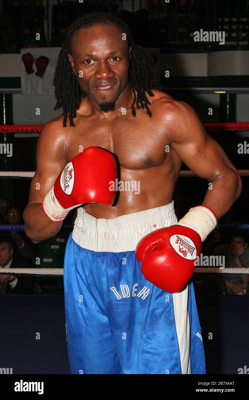 Le hall boxing hi-res stock photography and images - Alamy