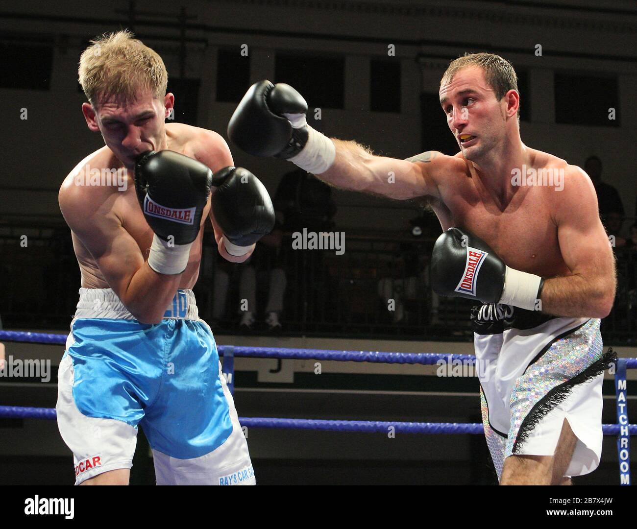 Barry jones boxer hi-res stock photography and images - Alamy