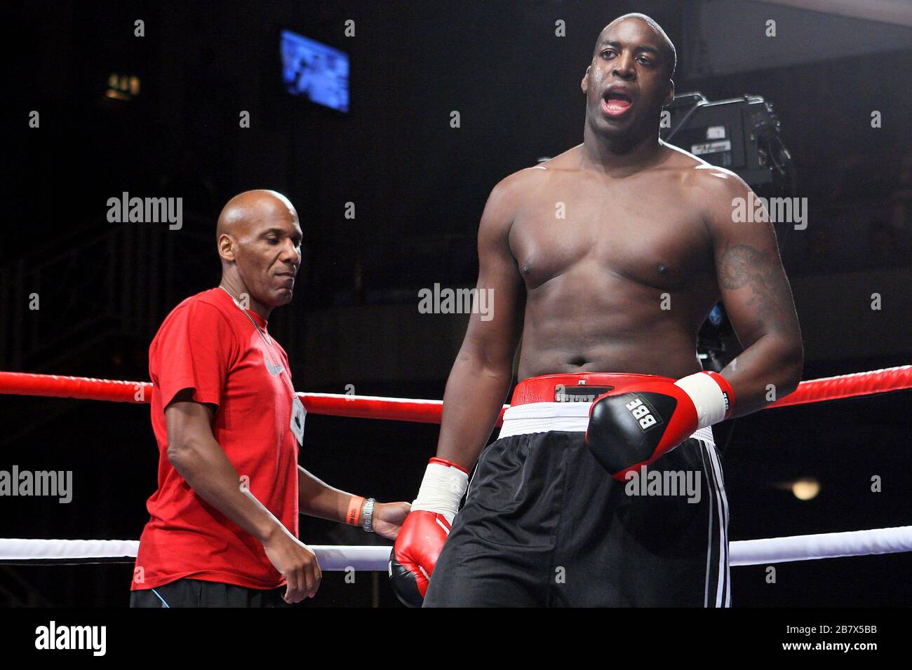 Damian Campbell (black shorts) draws with Colin Kenna in a Heavyweight ...