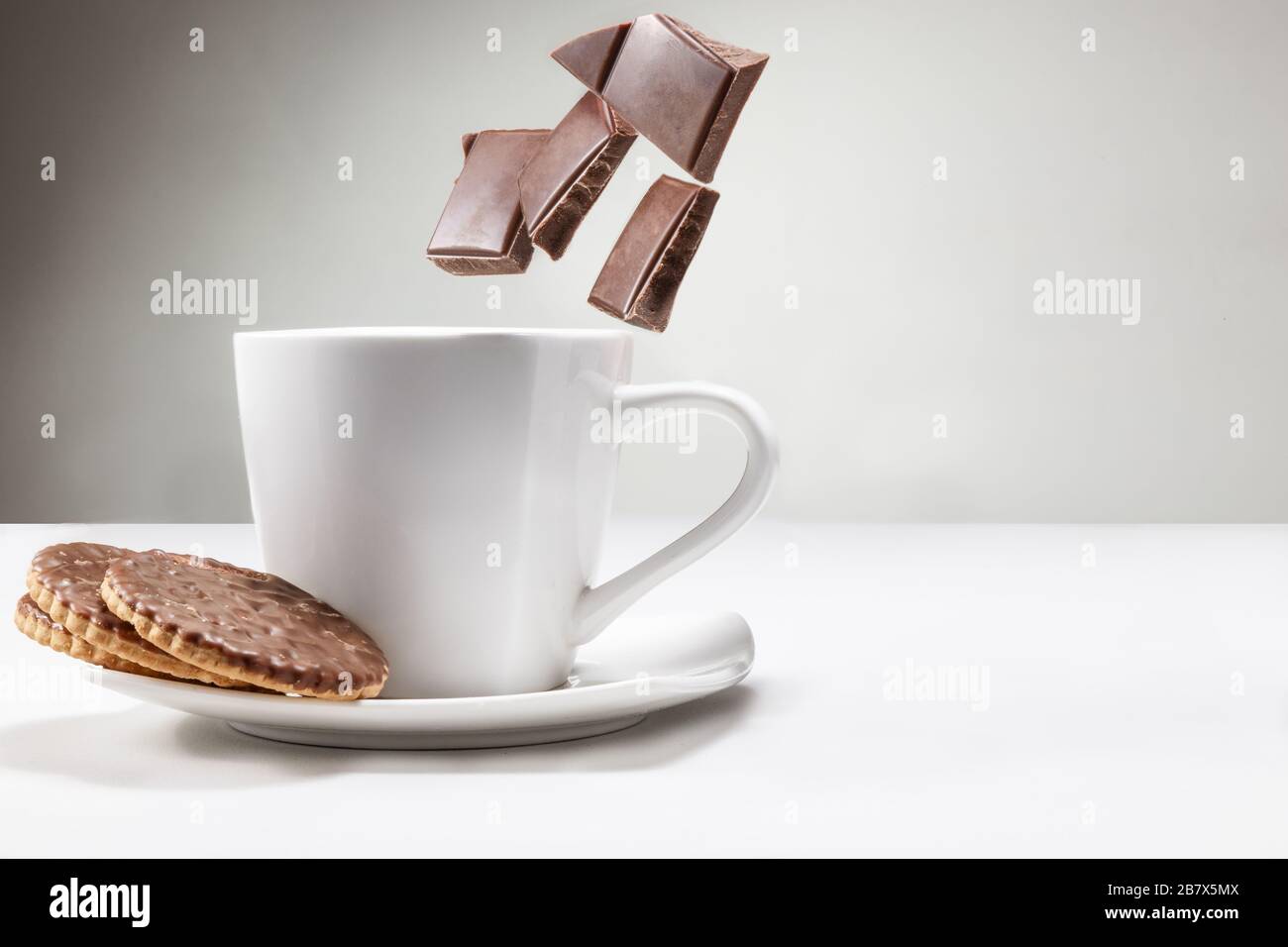 Flying chocolate hi-res stock photography and images - Alamy