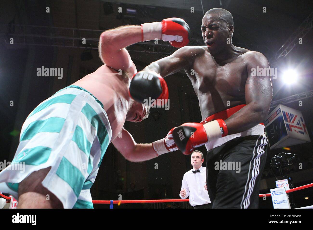 Damian Campbell (black shorts) draws with Colin Kenna in a Heavyweight ...