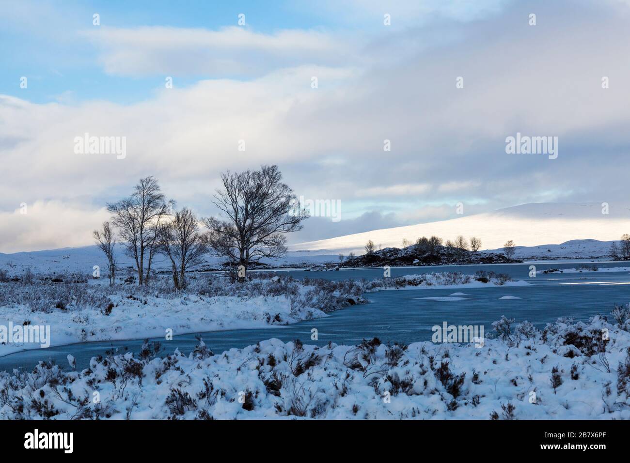 Loch rannoch snow hi-res stock photography and images - Alamy