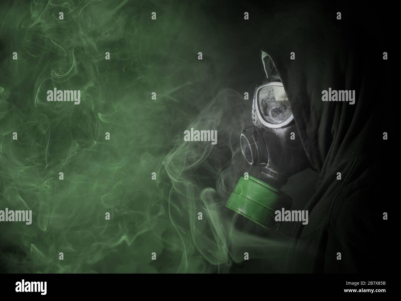 Green toxic gas hi-res stock photography and images - Alamy