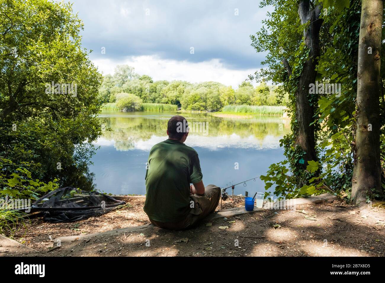Wait angler hi-res stock photography and images - Alamy