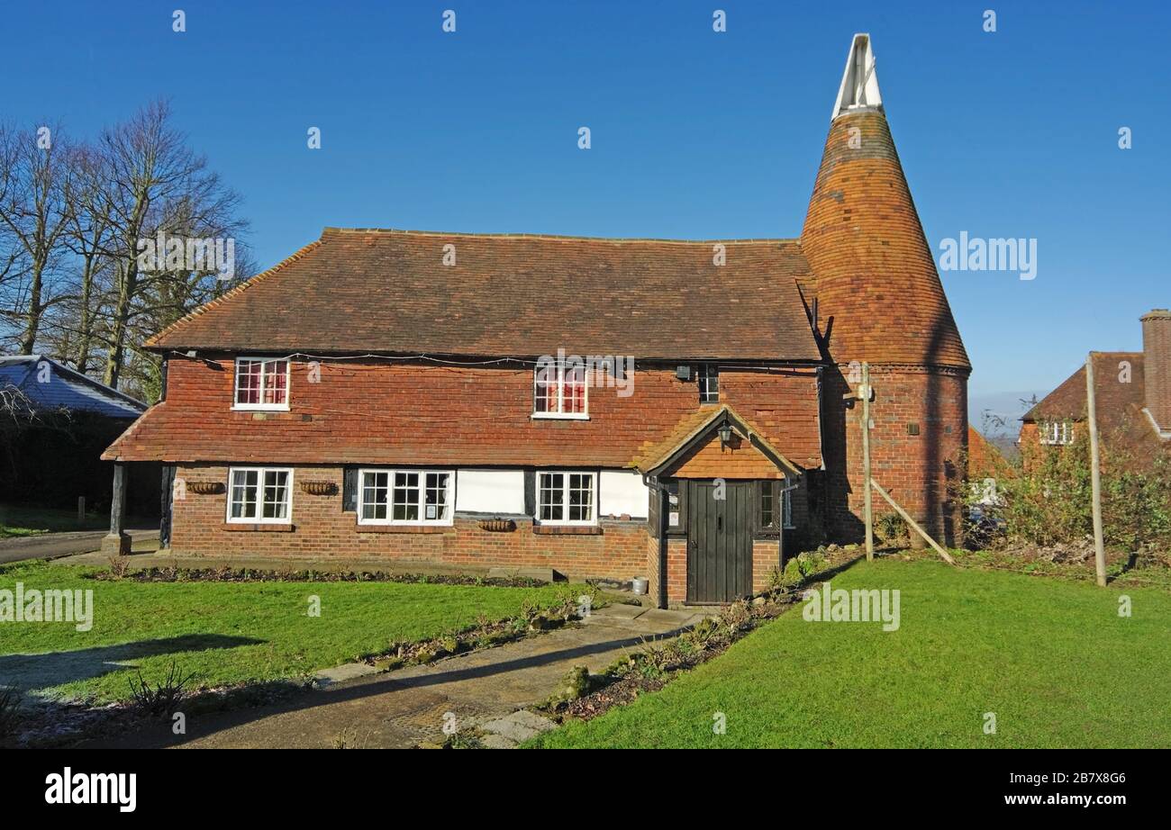 Goudhurst village kent england uk hi-res stock photography and images ...