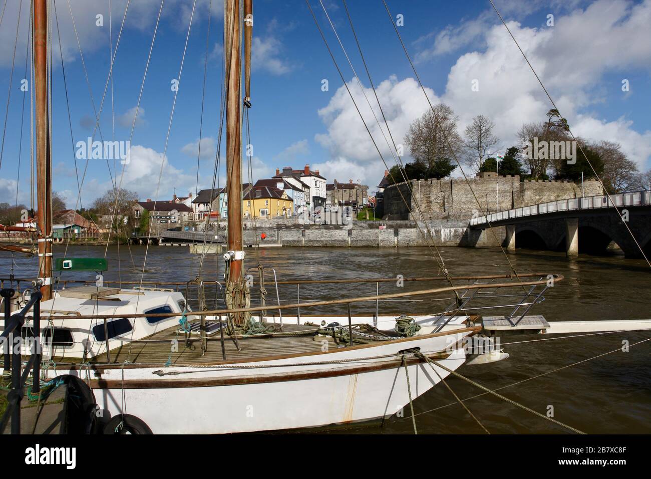 Cardigan castle hi-res stock photography and images - Alamy