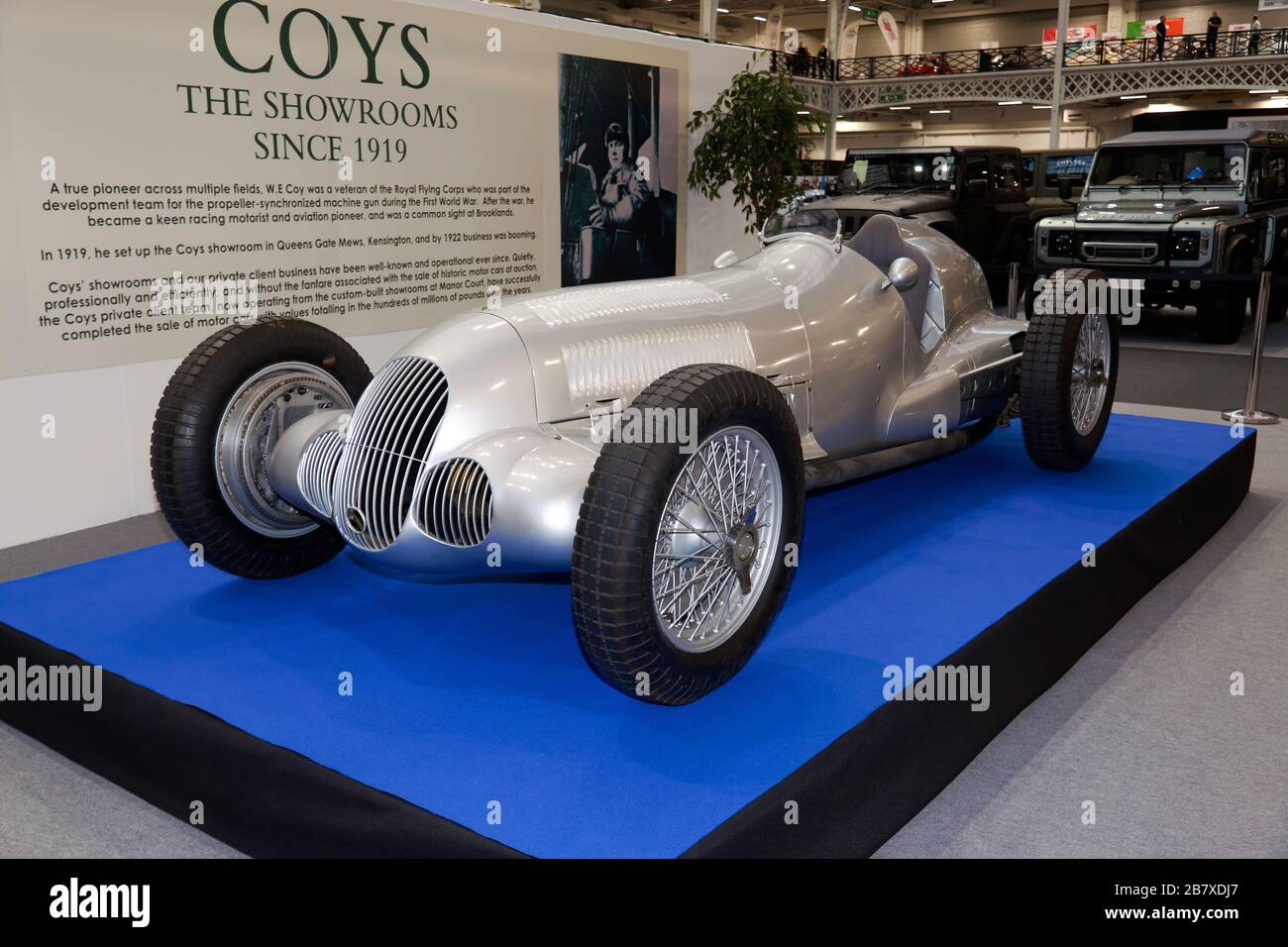 M125 5 6 litre straight 8 supercharged hi-res stock photography and ...