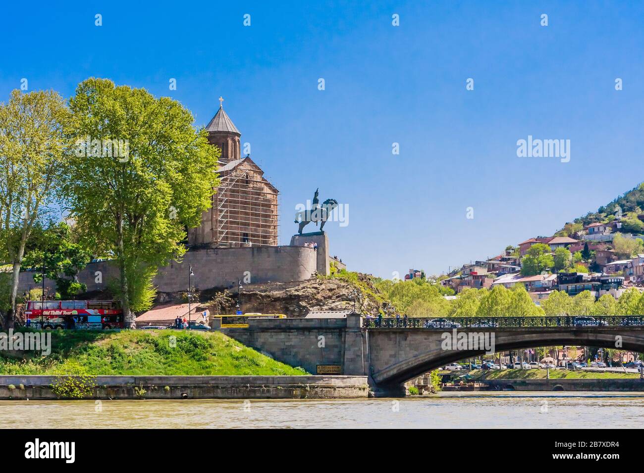 Metekhi Church, Metekhi bridge and Monument of King Vakhtang I ...