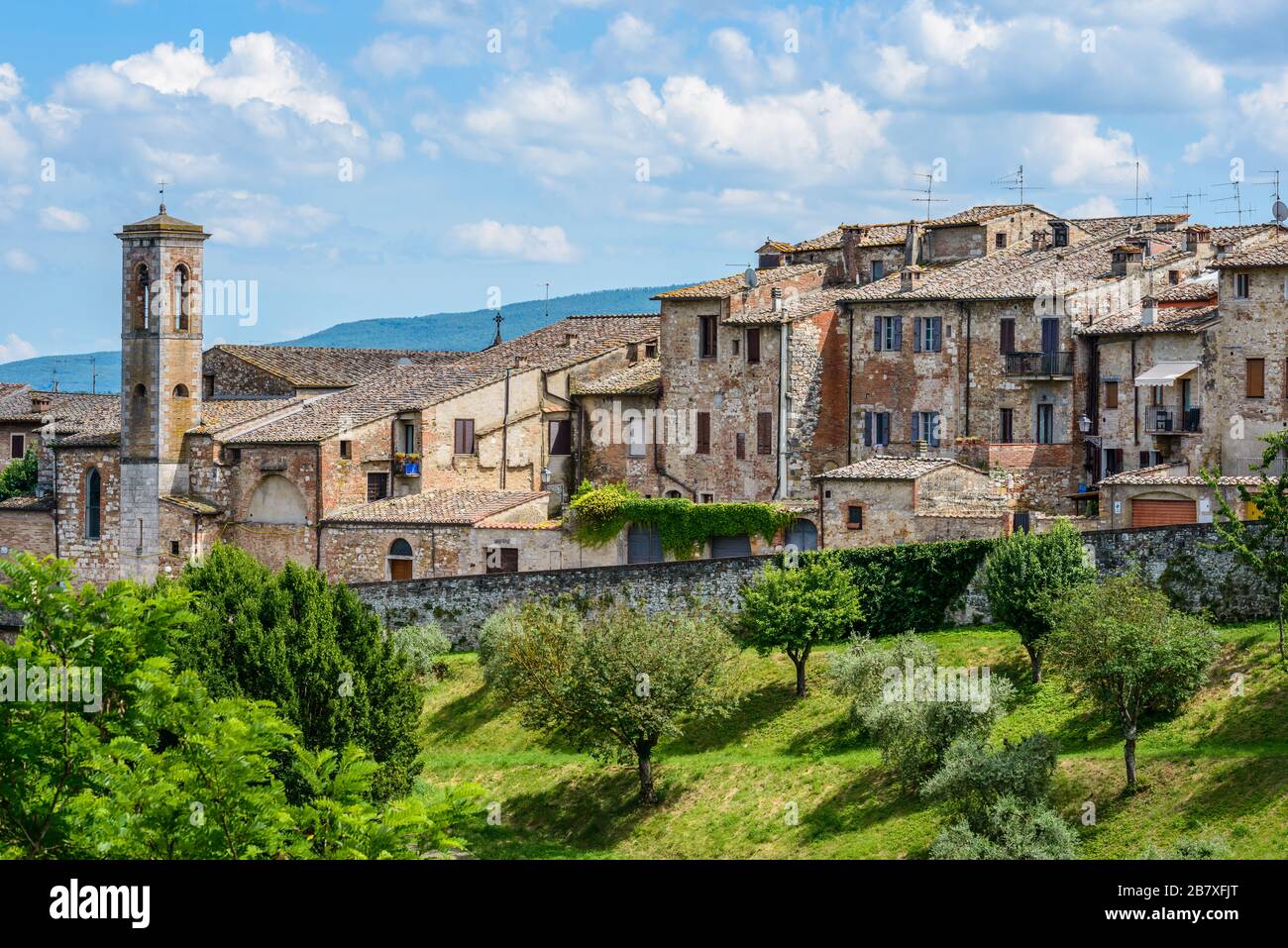 Colle di Val d'Elsa, Tuscany: Houses of the historic upper town Colle ...
