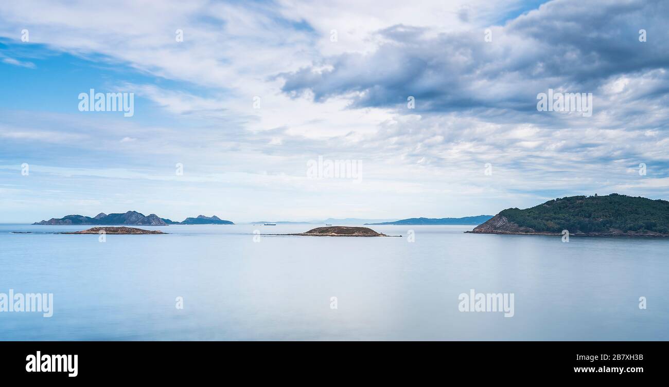 Land in hi-res stock photography and images - Alamy