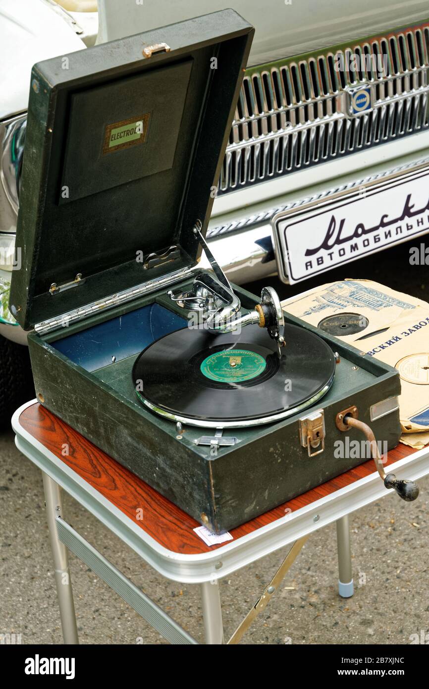 Record needles hi-res stock photography and images - Alamy