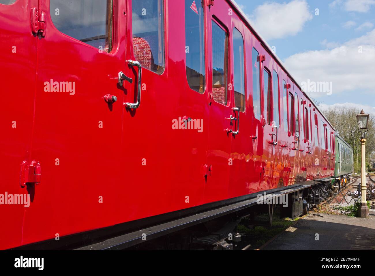 Red coach lamp hi-res stock photography and images - Alamy