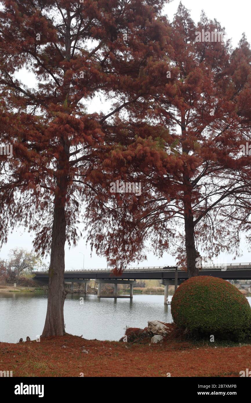 Riverfront activities hi-res stock photography and images - Alamy