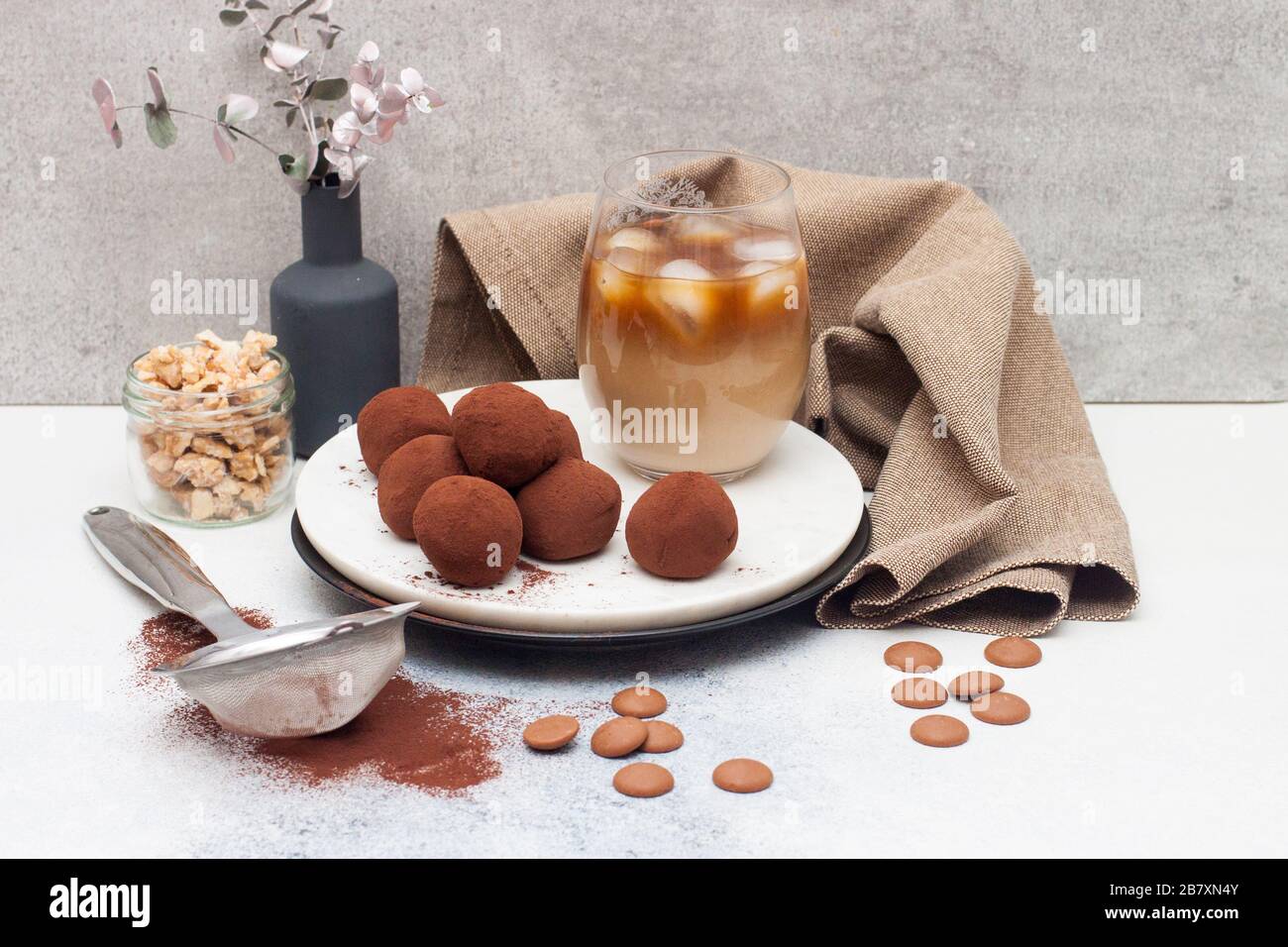 Liqueur chocolate truffles hi-res stock photography and images - Alamy