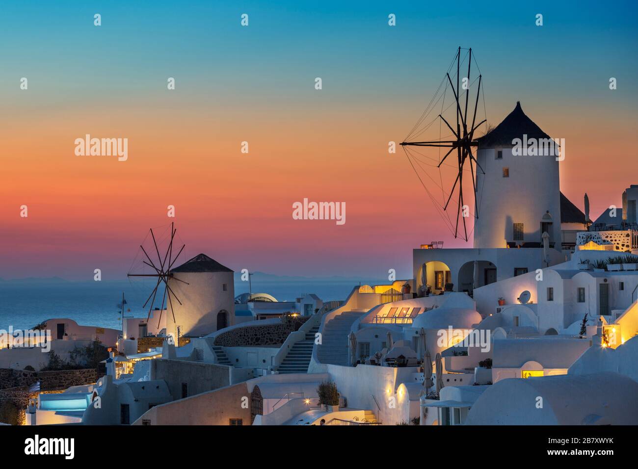 Santorini famous sunset hi-res stock photography and images - Alamy