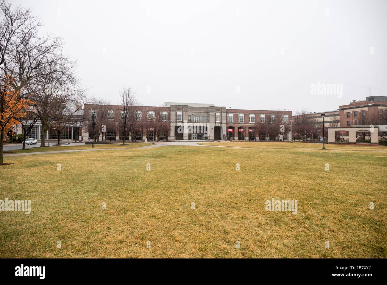 Empty building space hi-res stock photography and images - Alamy