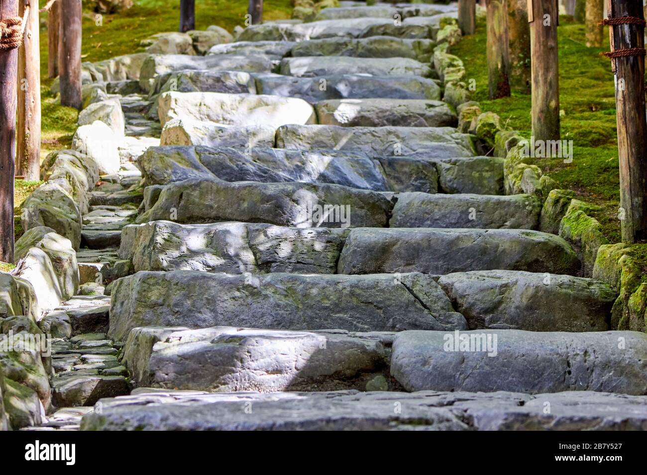 Japanese zen garden stairs hi-res stock photography and images - Alamy