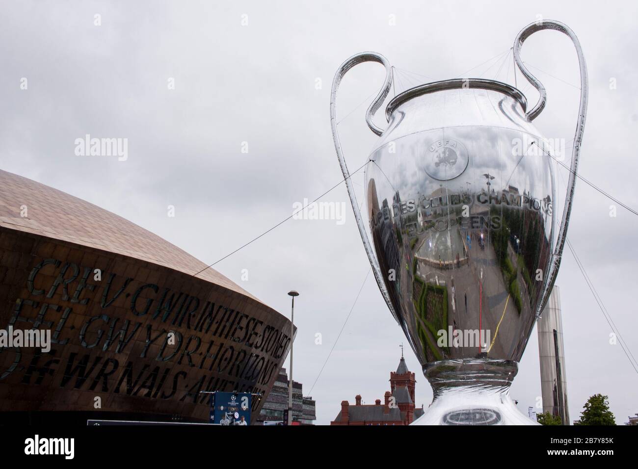 Uefa champions festival hi-res stock photography and images - Alamy
