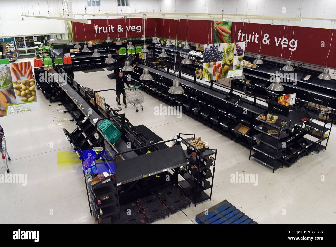 Empty shelf asda hi-res stock photography and images - Alamy