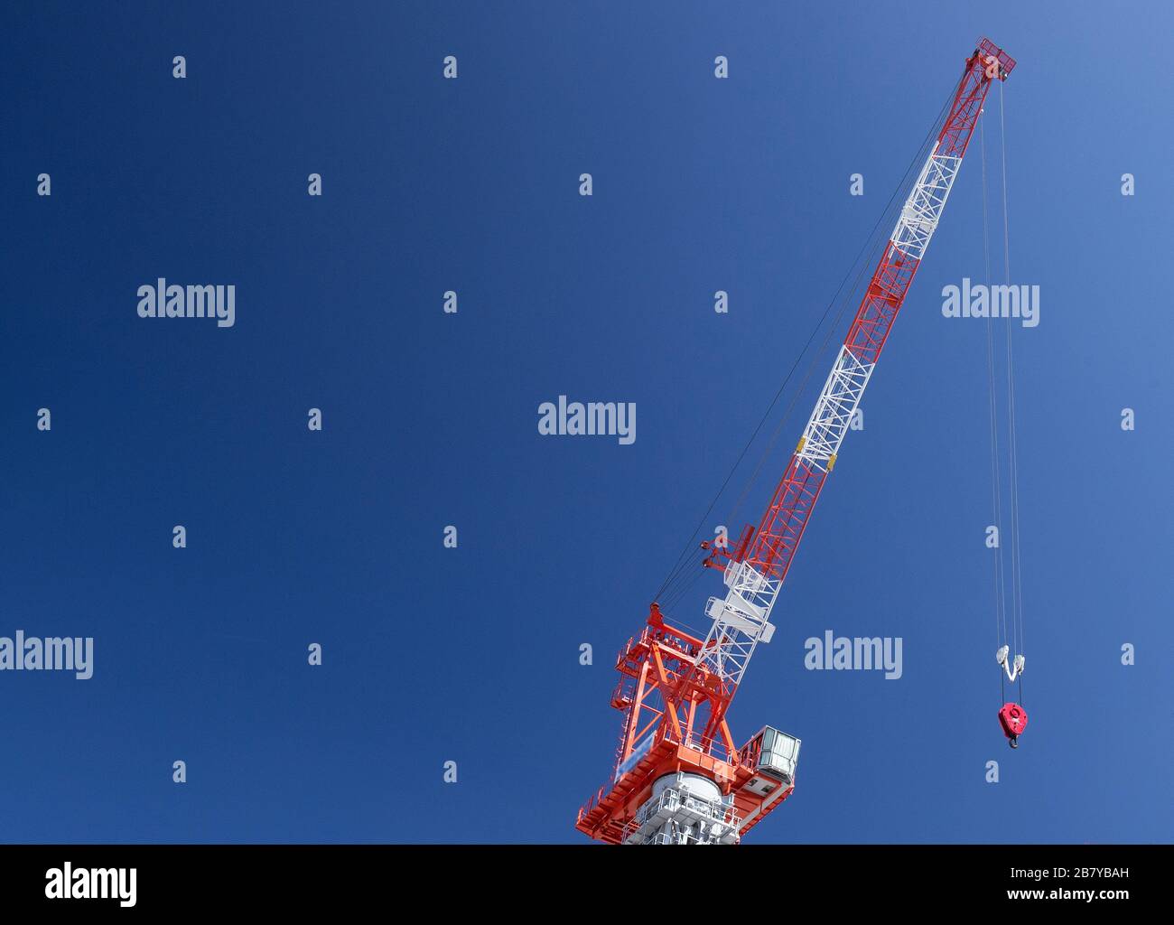 Slender build hi-res stock photography and images - Alamy