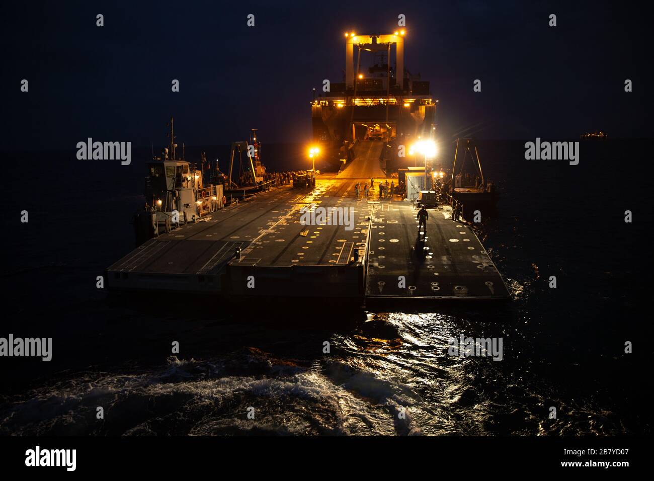 Marine prepositioning force exercise hi-res stock photography and ...