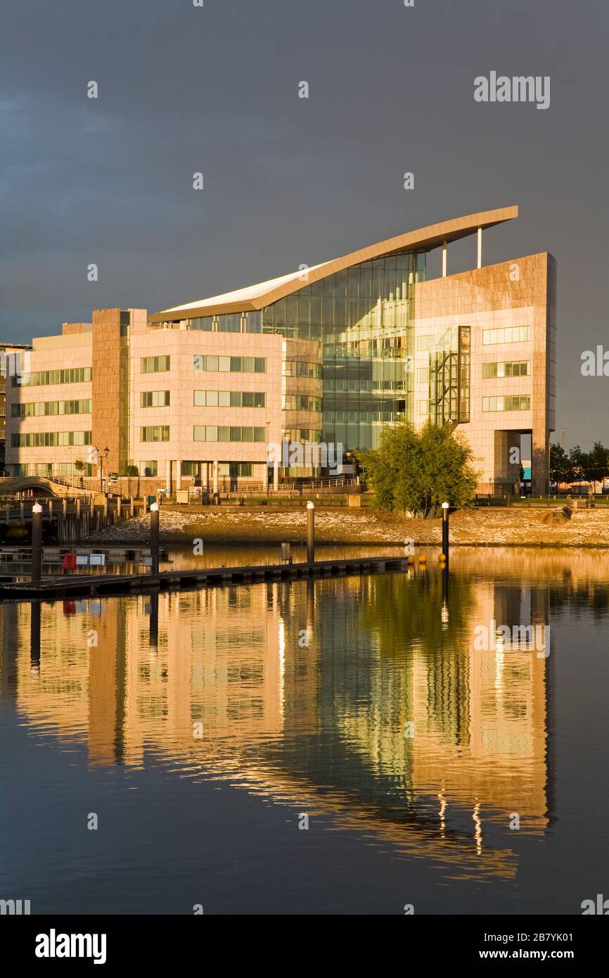 Government building & Ferris Wheeel in Cardiff Bay, Wales, United ...