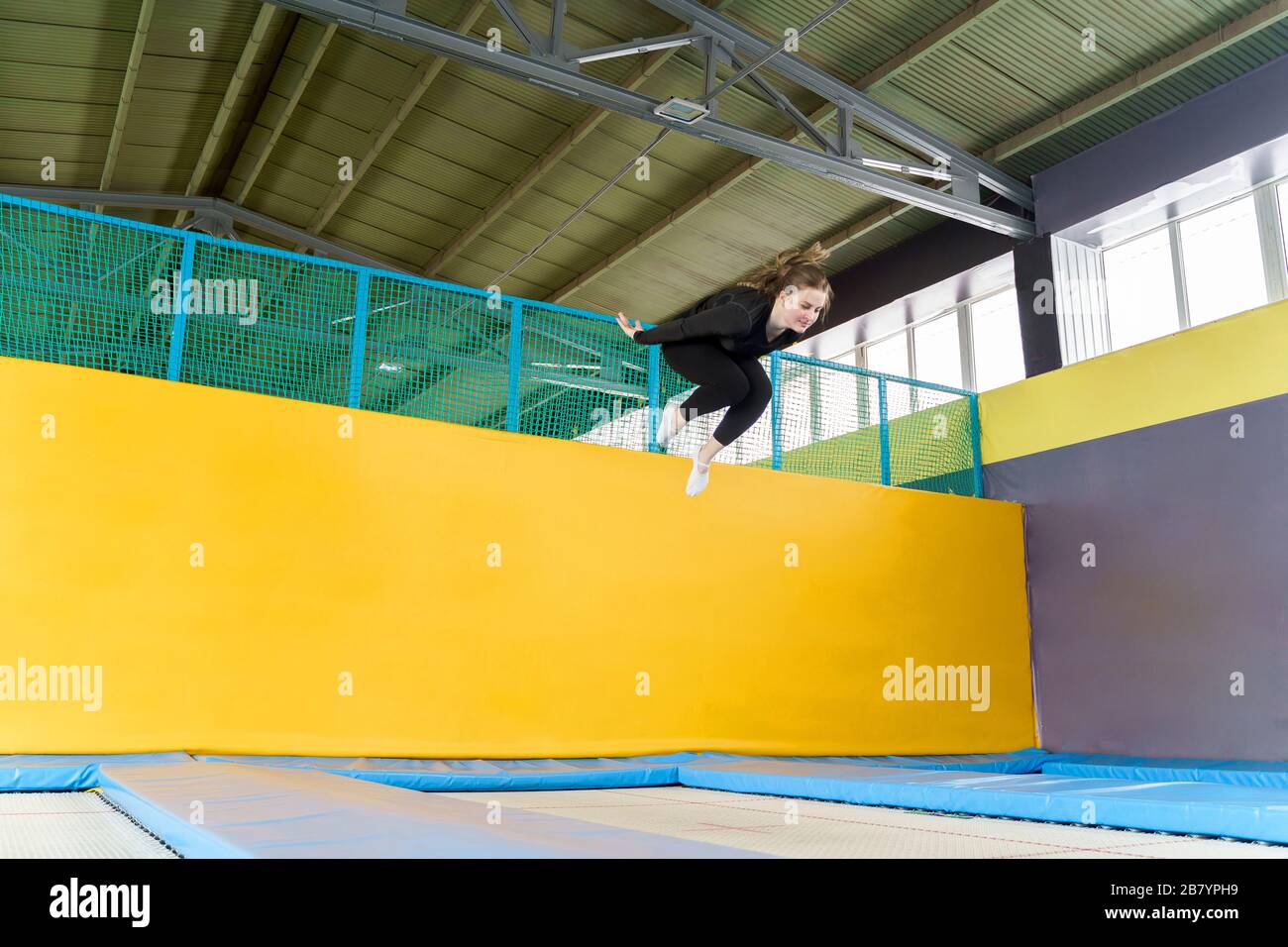 Trampoline woman acrobat hi-res stock photography and images - Alamy