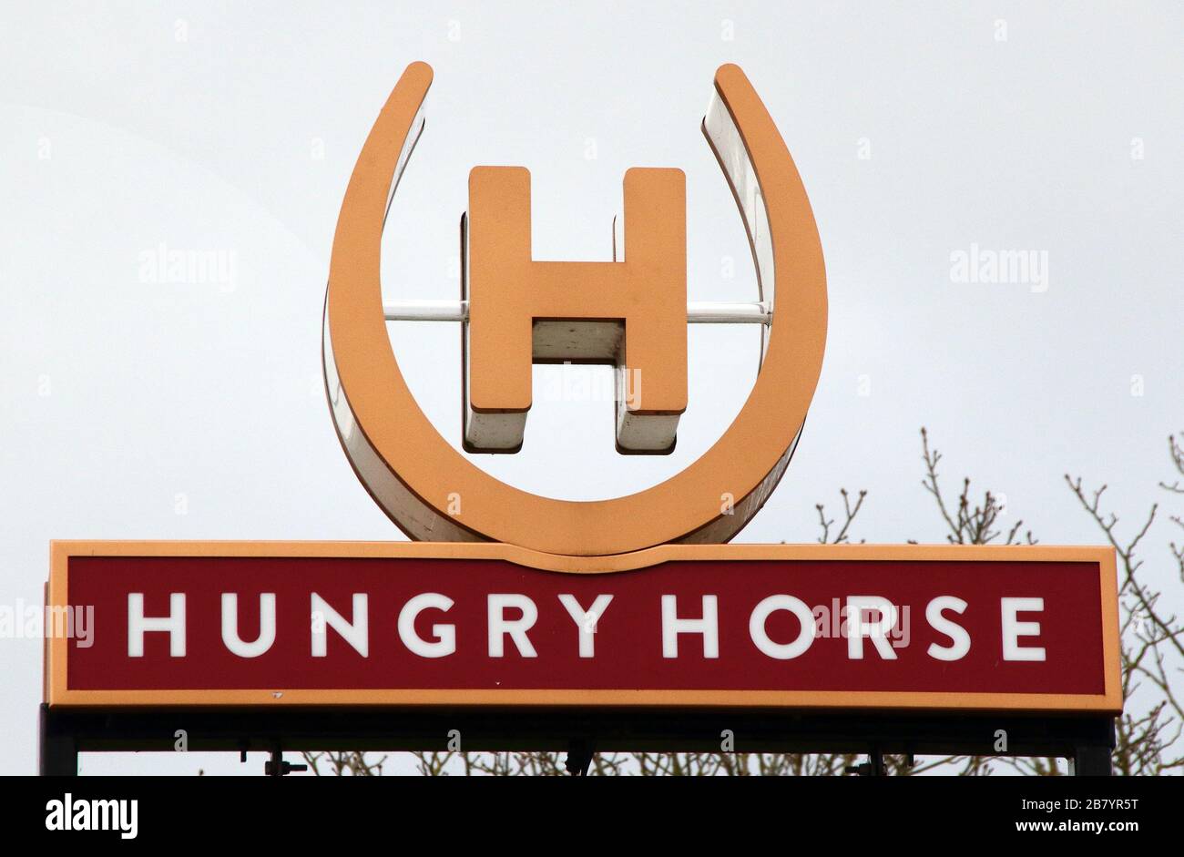 Hungry horse logo hi-res stock photography and images - Alamy