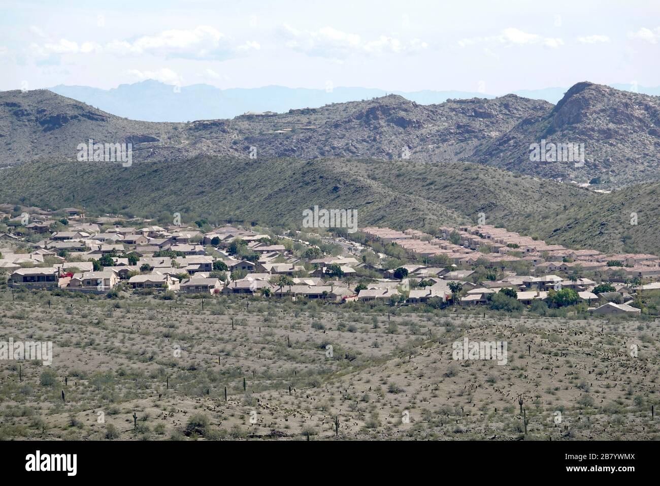 Neighborhood in the desert hi-res stock photography and images - Alamy