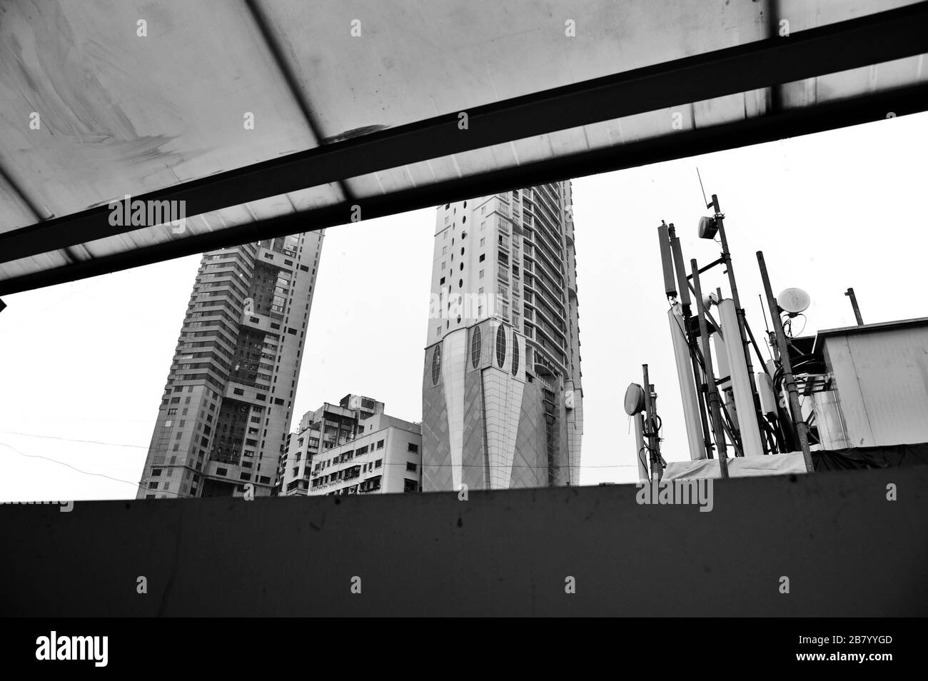 Cell phone tower india hi-res stock photography and images - Alamy
