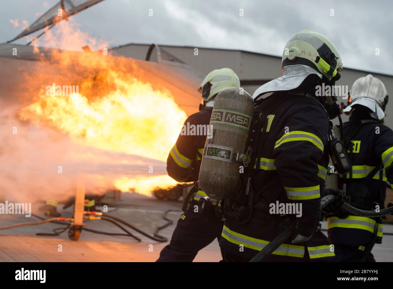 Mobile Aircraft Fire Trainer High Resolution Stock Photography and ...