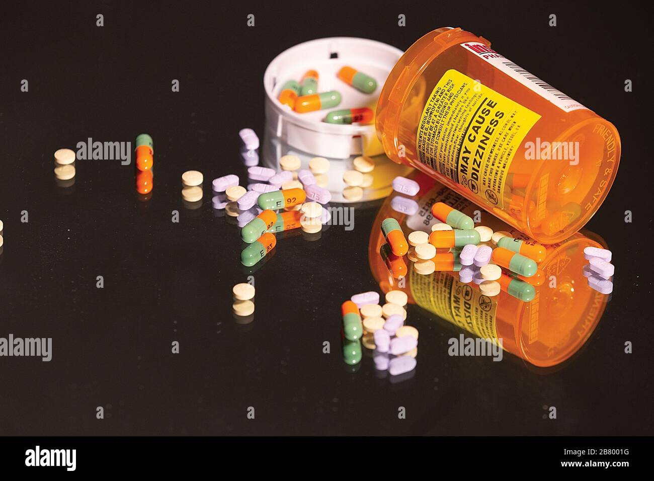 Prozac bottle hi-res stock photography and images - Alamy