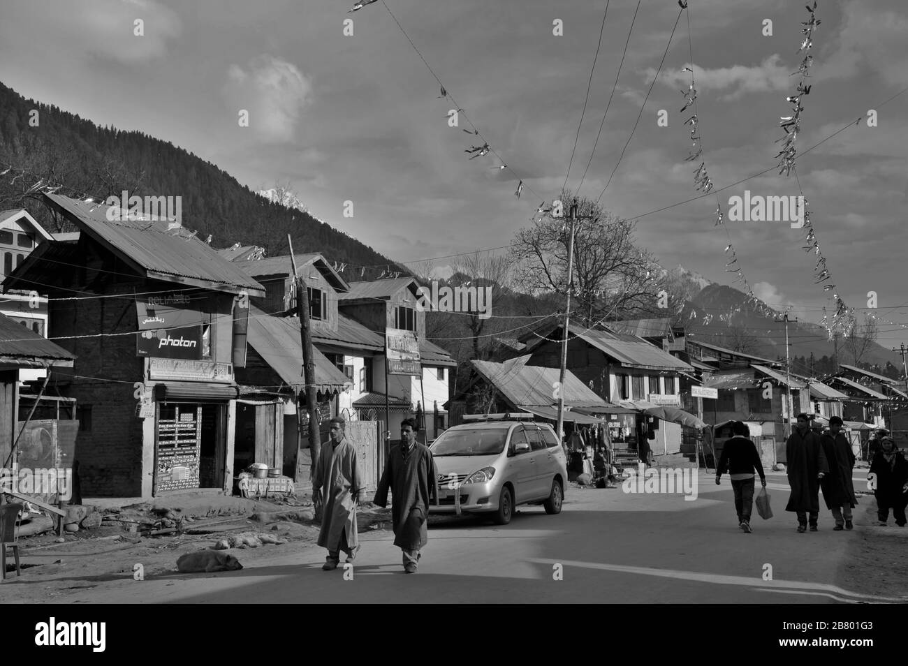 Market road shops, Pahalgam, Kashmir, Jammu and Kashmir, India, Asia ...