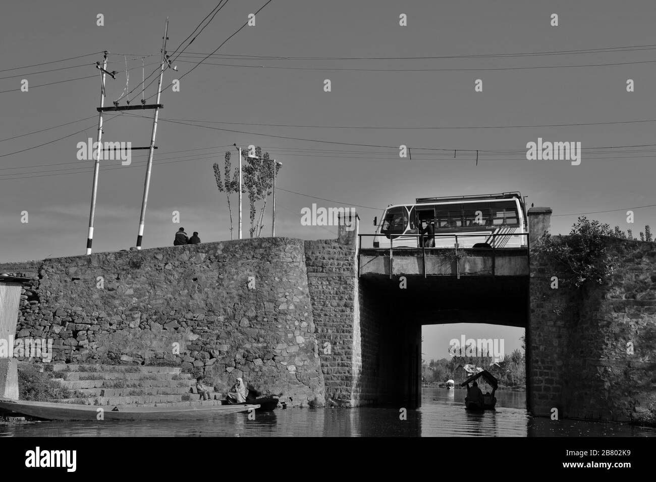 Bus on bridge, Nagin Lake, Dal Lake, Srinagar, Kashmir, Jammu and ...
