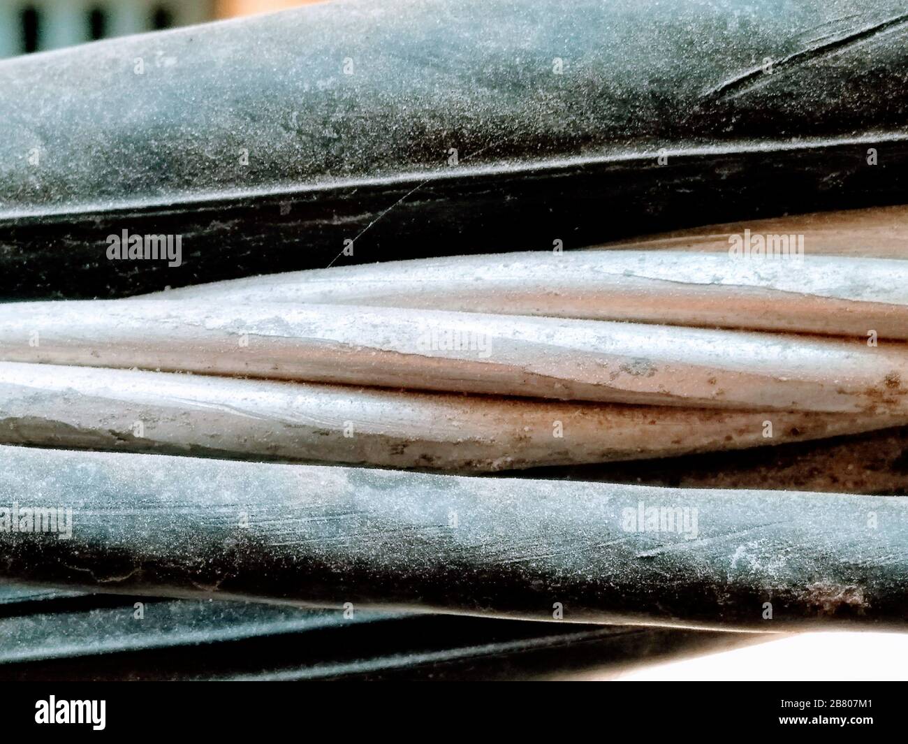 A picture of electric wire Stock Photo - Alamy
