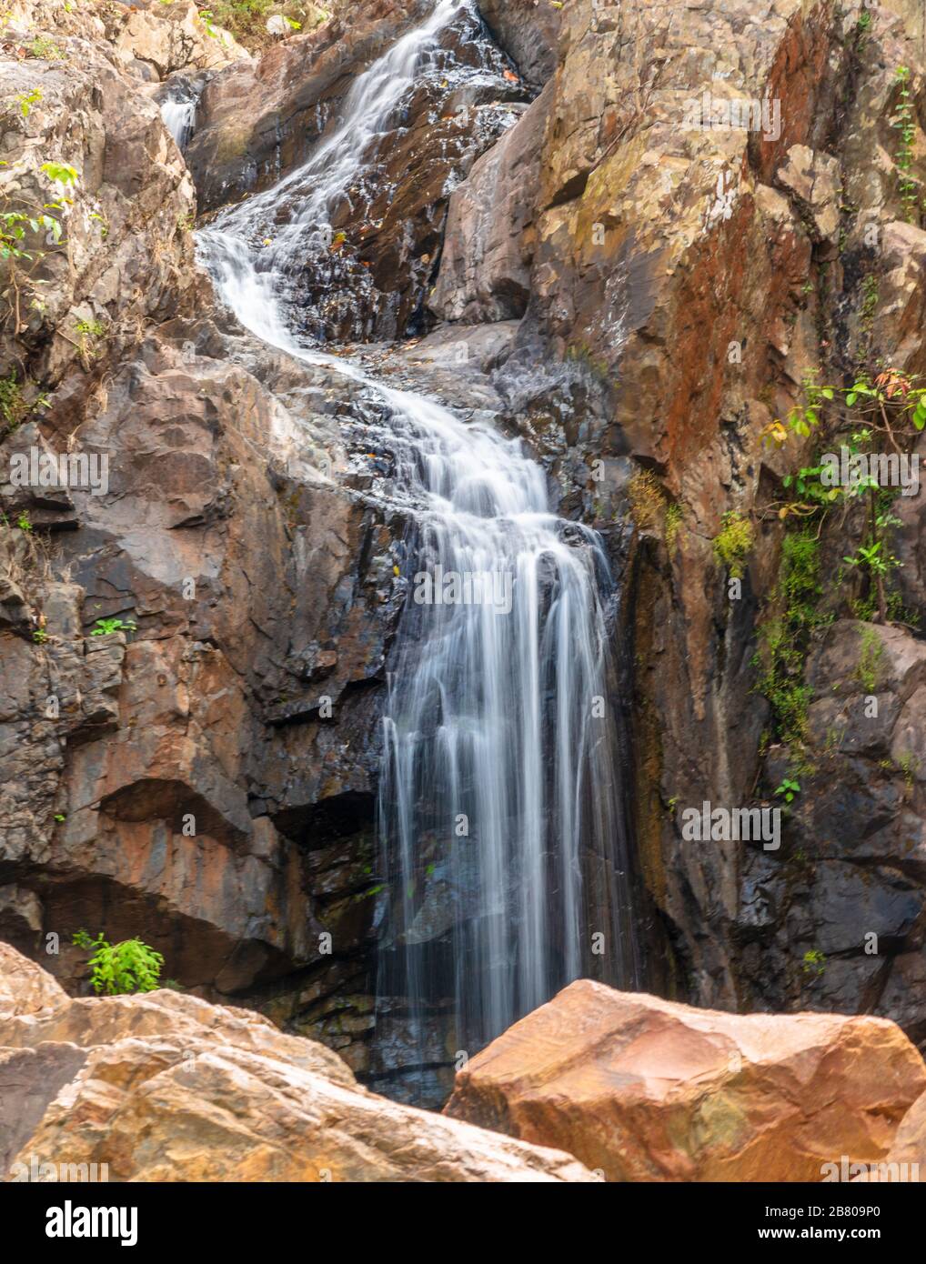 Sitakund Waterfall,a famous waterfall at Lulung, Odisha Stock Photo - Alamy