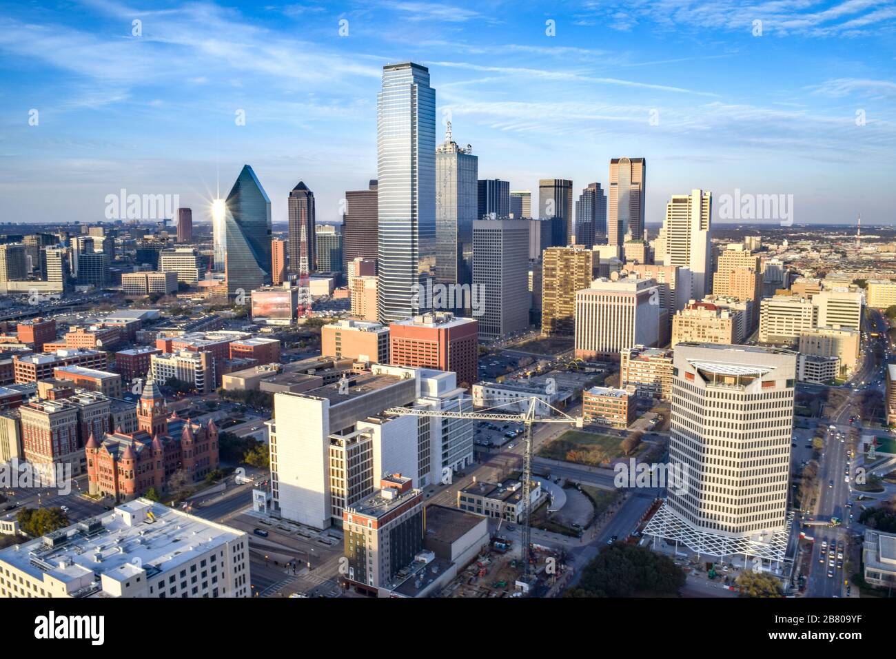 Dallas city streets hi-res stock photography and images - Alamy