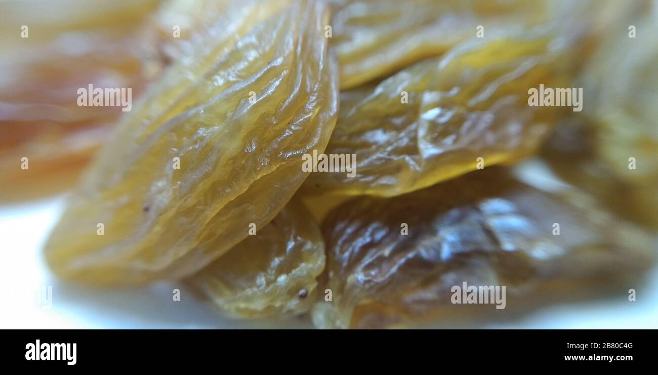 A picture of dry raisins Stock Photo - Alamy