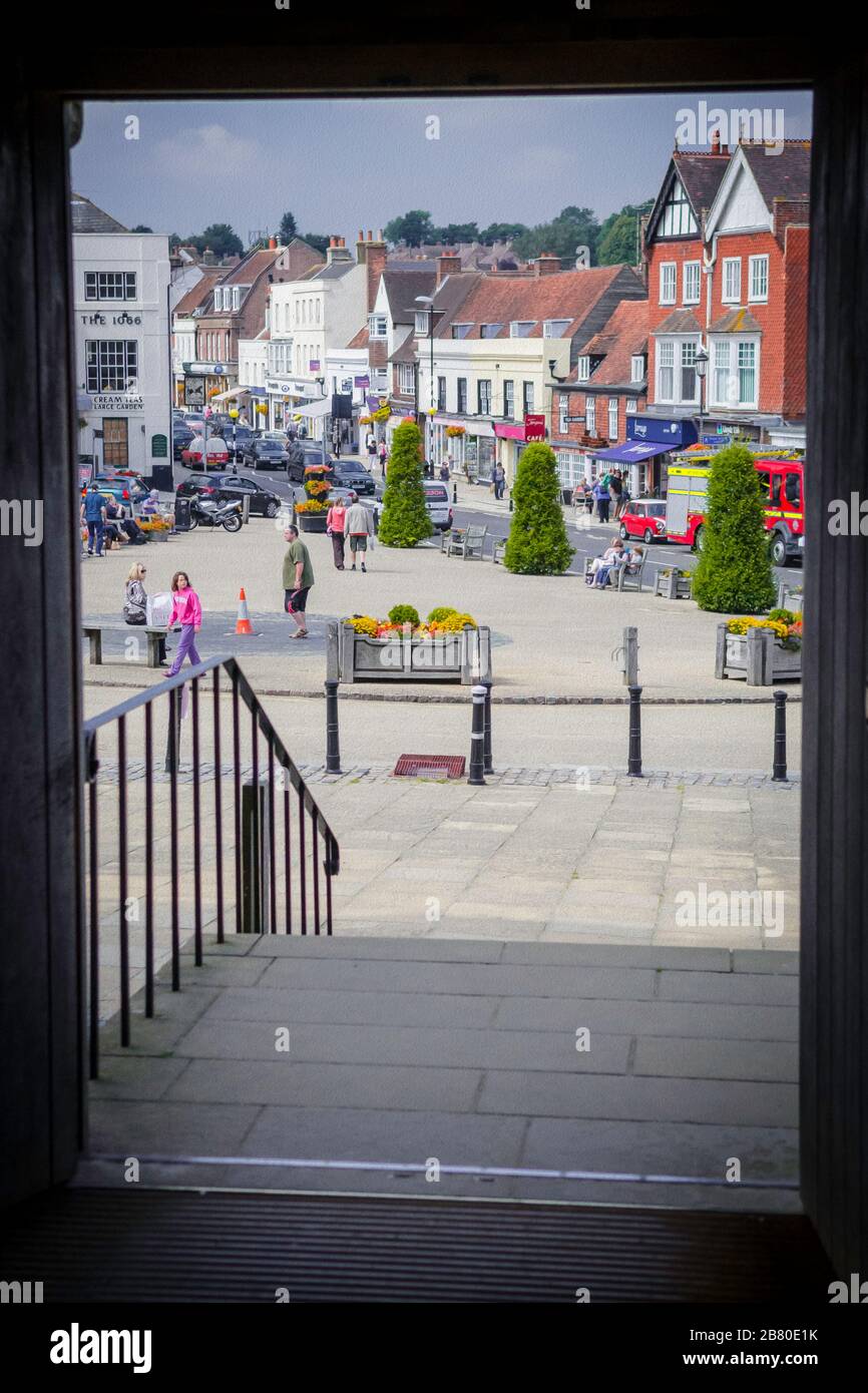 Arch of door at Battle town, East Sussex, UK Stock Photo - Alamy