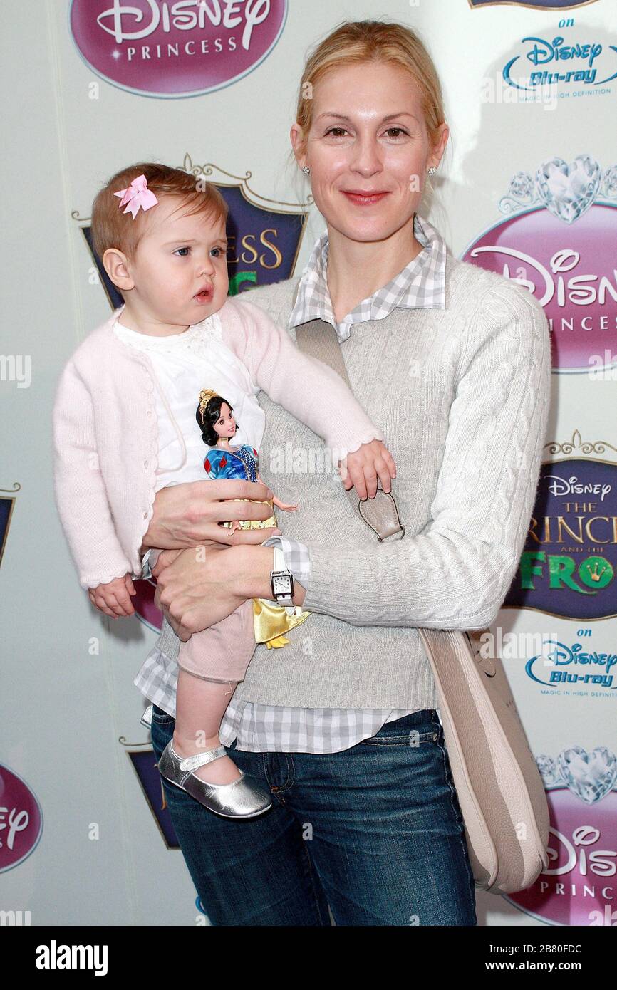 New York, NY, USA. 14 March, 2010. Kelly Rutherford, Helena Grace ...