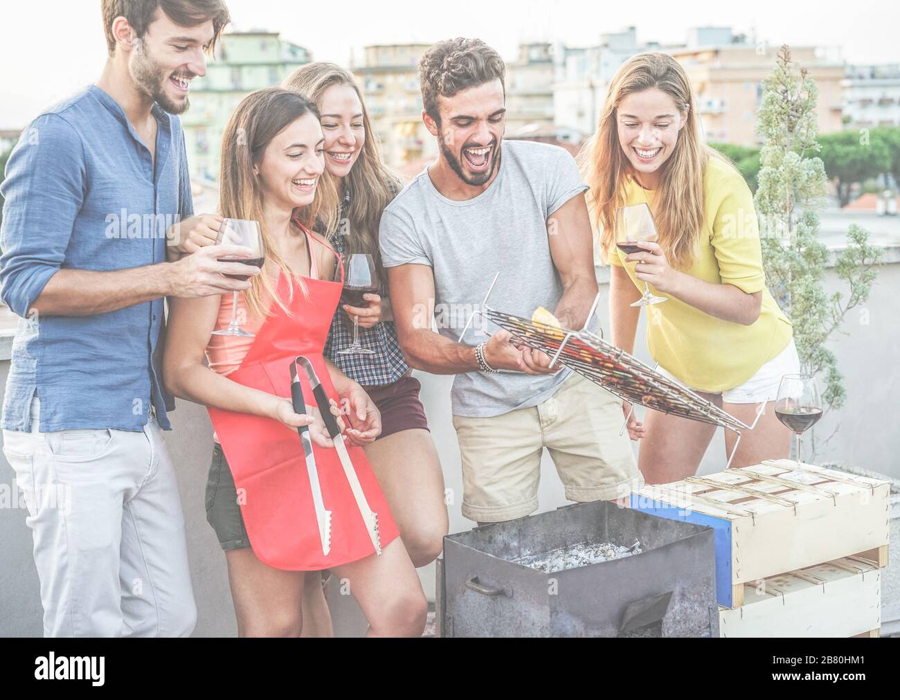 New york rooftop party hi-res stock photography and images - Alamy