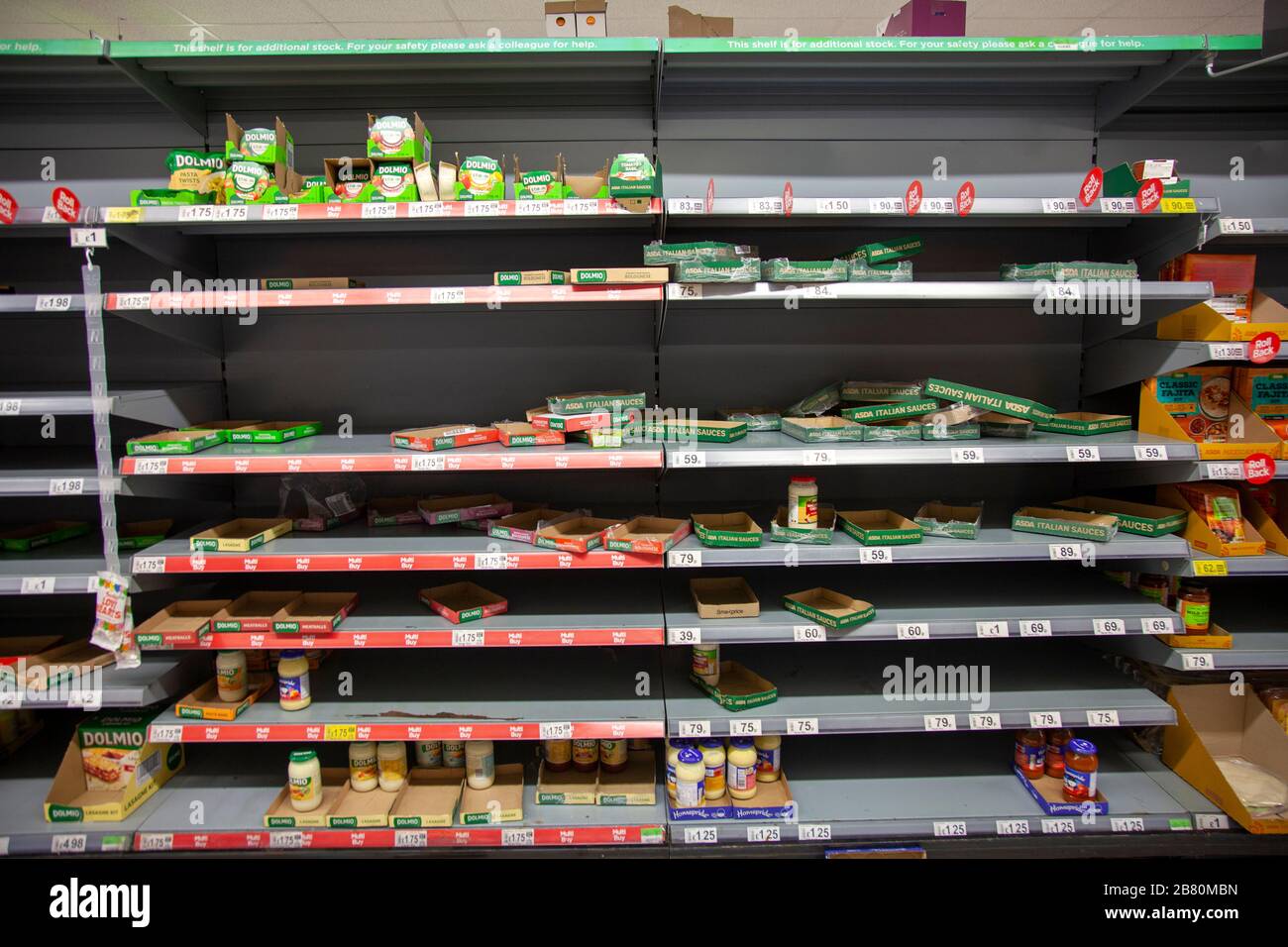 Asda supermarket london uk hi-res stock photography and images - Alamy