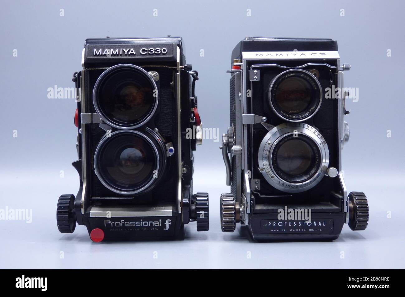 Mamiya c330 twin lens reflex hi-res stock photography and images - Alamy