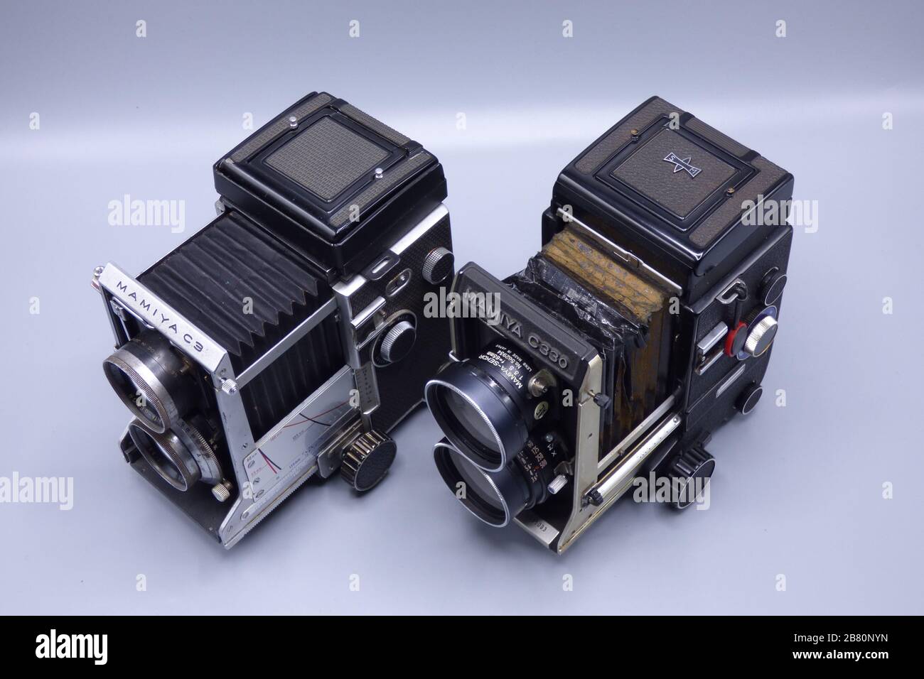 Mamiya tlr camera hi-res stock photography and images - Alamy