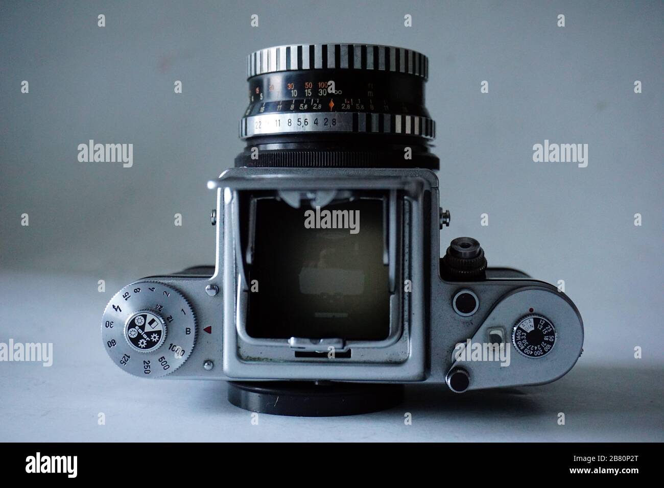 Pentacon 6 camera hi-res stock photography and images - Alamy