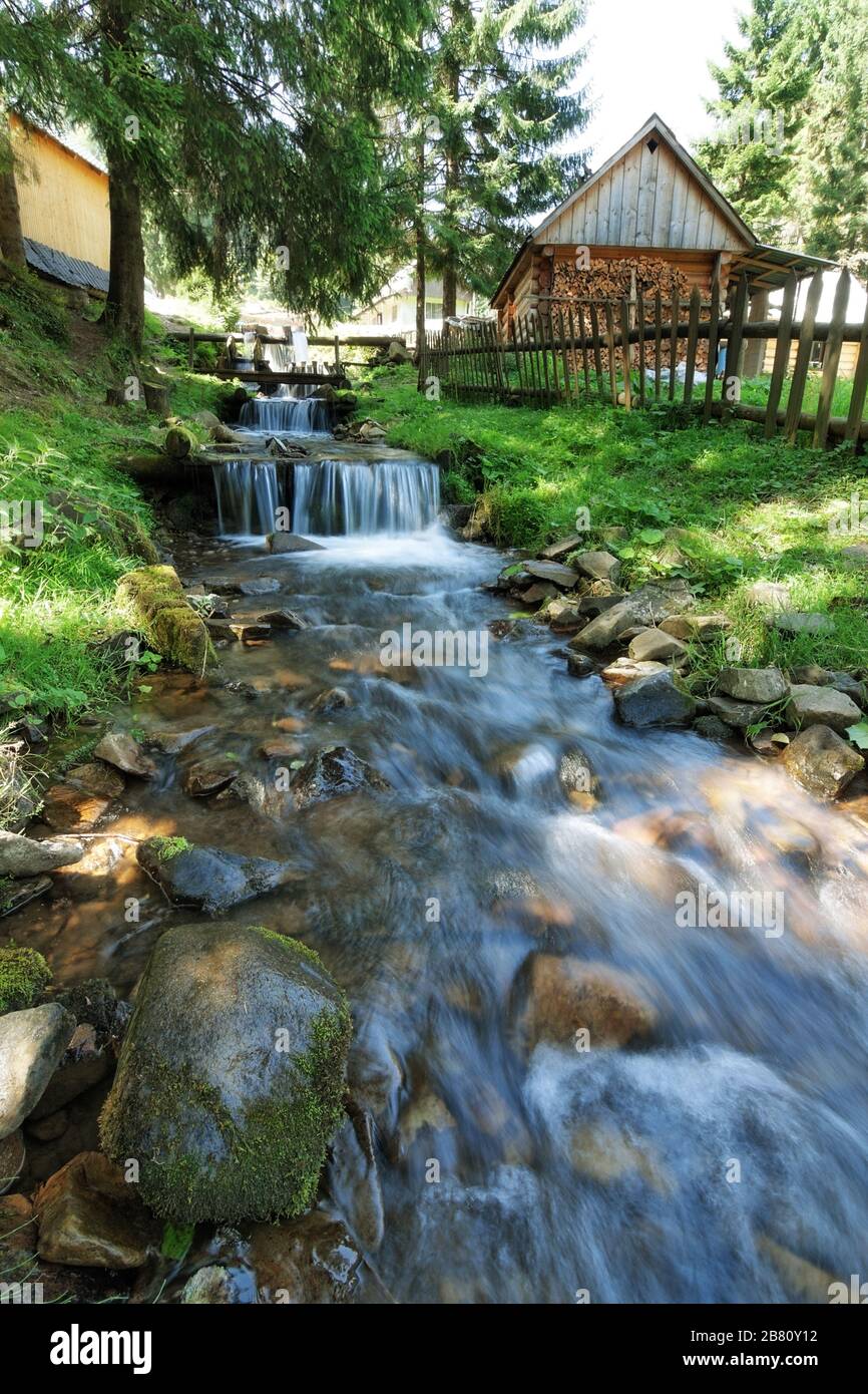 Old houses beside water hi-res stock photography and images - Alamy