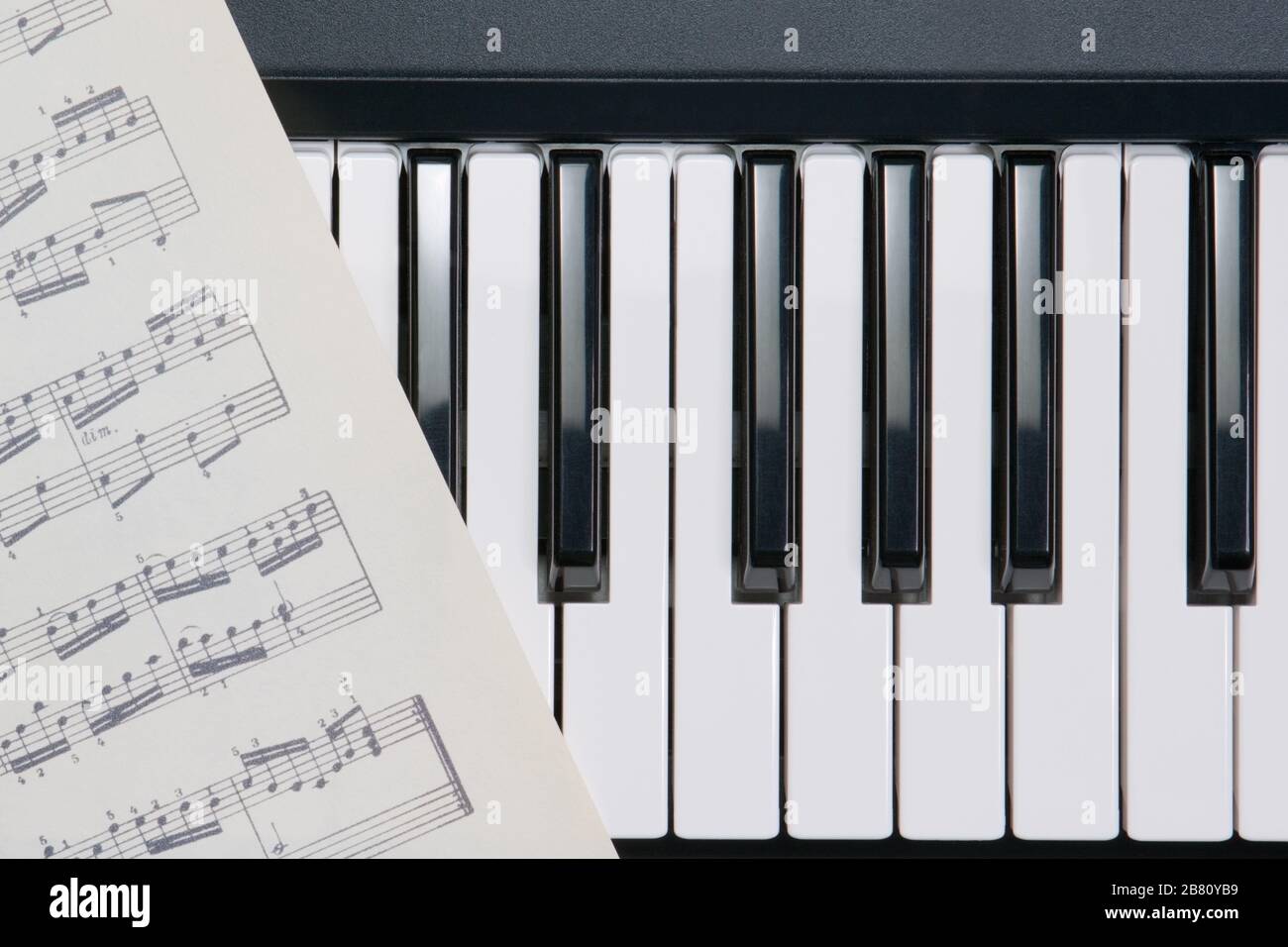 piano buttons and notes Stock Photo - Alamy