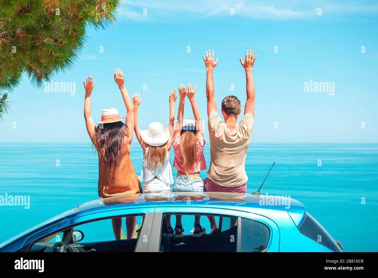 Summer car trip and young family on vacation Stock Photo - Alamy