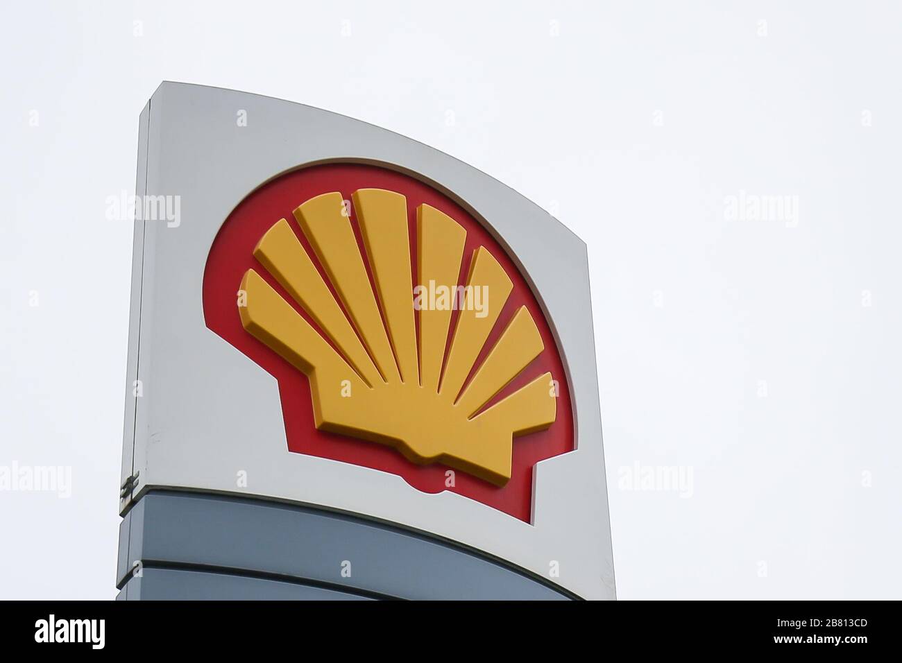 ROTTERDAM - SHELL Stock Photo - Alamy